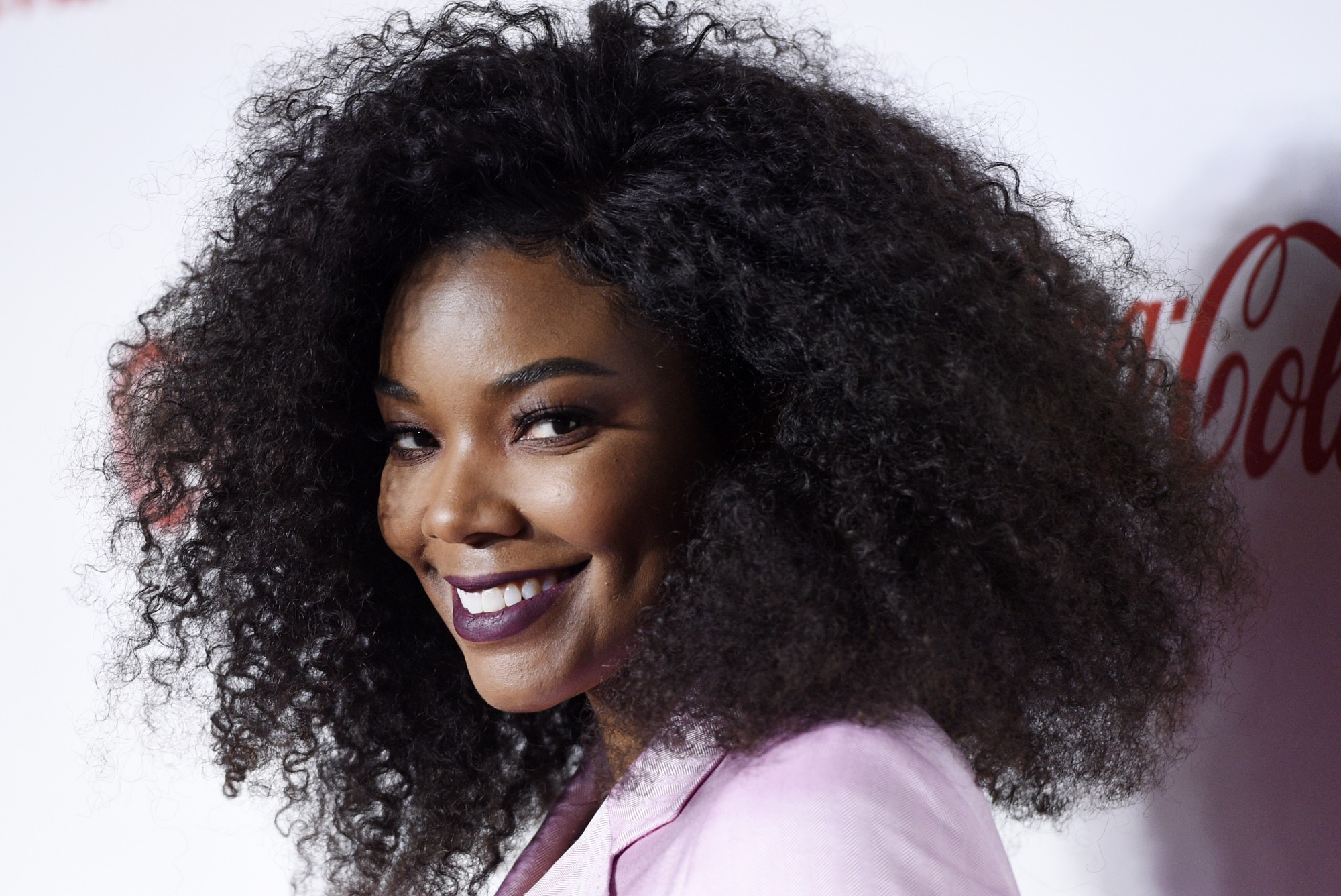 Gabrielle Union Signs With BET Studios - WHUR 96.3 FM