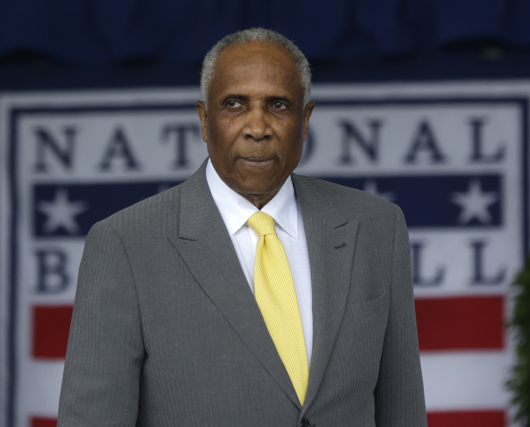 First Black Baseball Manager Frank Robinson Dies, Top GOP VA State ...