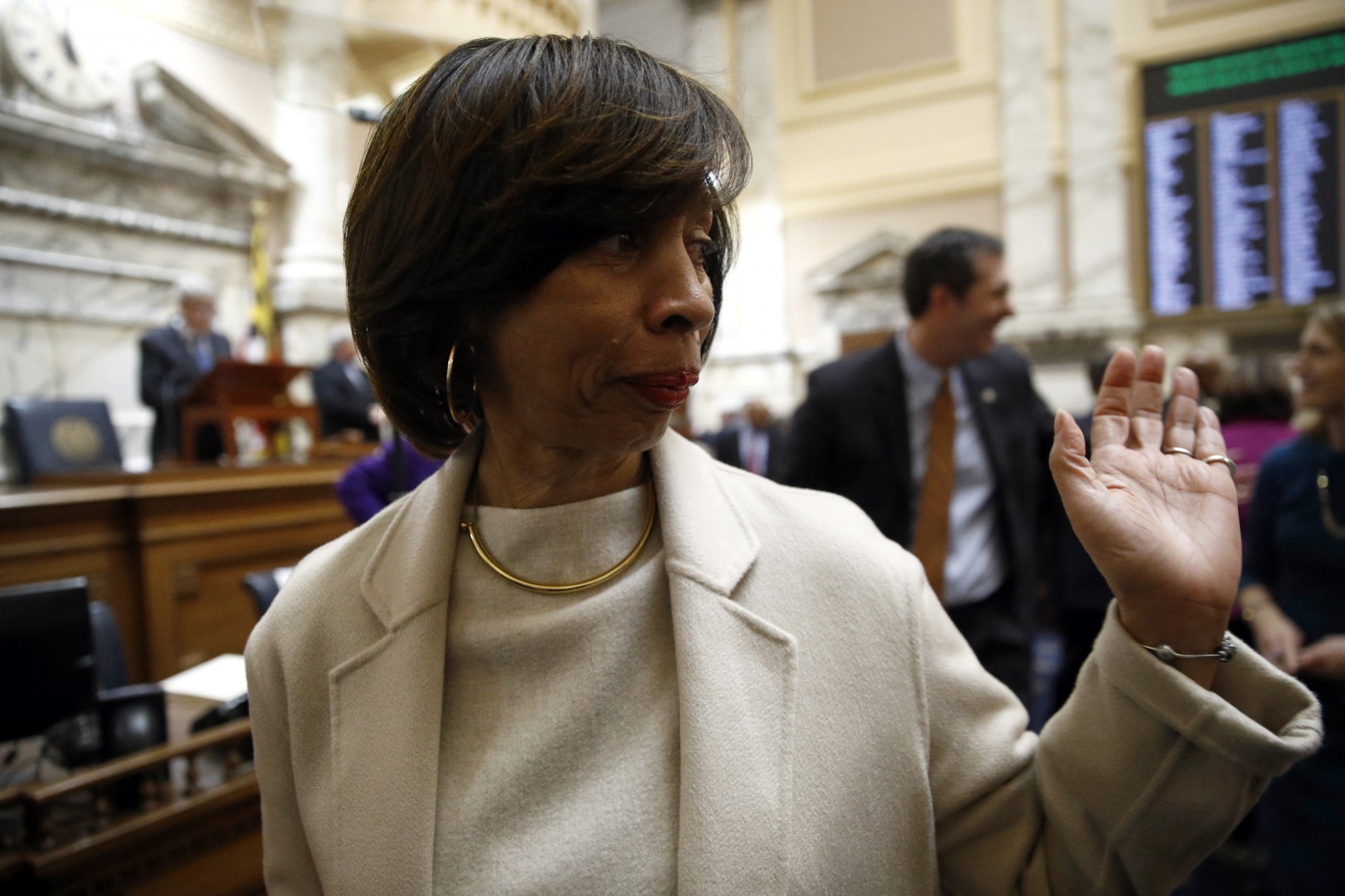 FBI, IRS Agents Search Baltimore Mayor’s Homes, City Hall - WHUR 96.3 FM