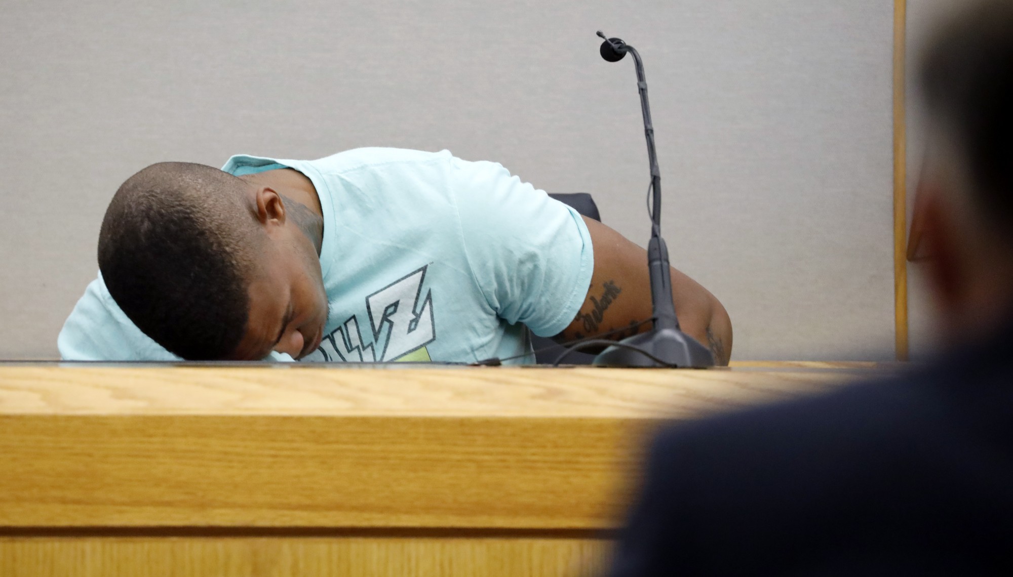 Witness In Ex-Dallas Officer’s Murder Trial Shot And Killed - WHUR 96.3 FM